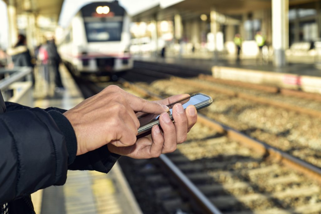 The Transition to Next-Generation Rail Telecom: LTE Networks Require ...